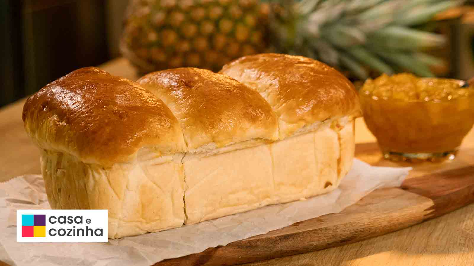 Casa e Cozinha - Pão de leite com compota de ananás